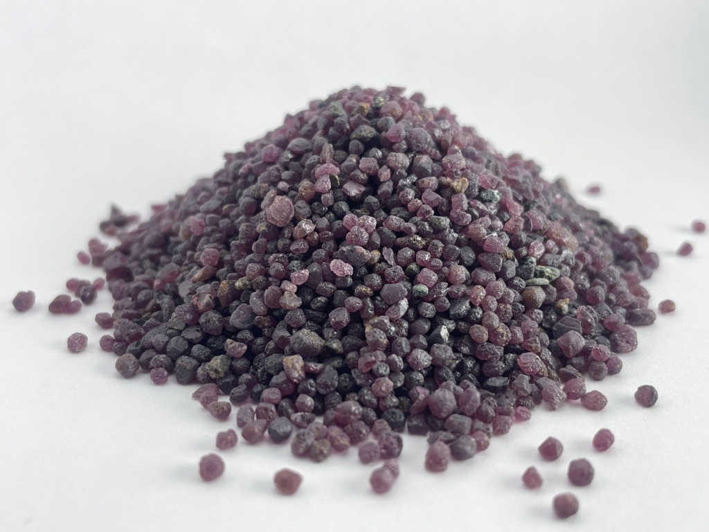 Filter Sands - Garnet - UniWest